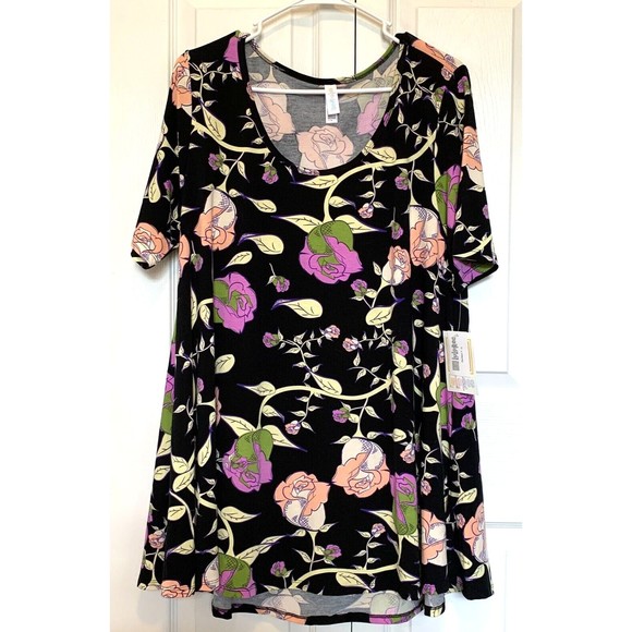 LuLaRoe | Tops | Lularoe Tunic Blouse Top Womens Size Large Black With ...